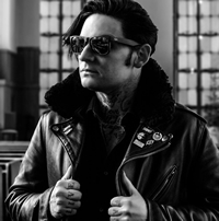 Hire William Control for a Corporate Event or Performance Booking.